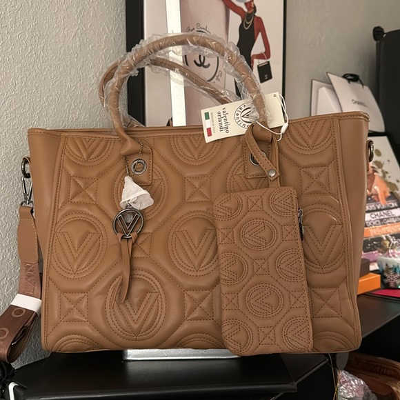 Valentino Orlandi | Bags | Valentino Orlandi Extra Large Quilted Tote ...